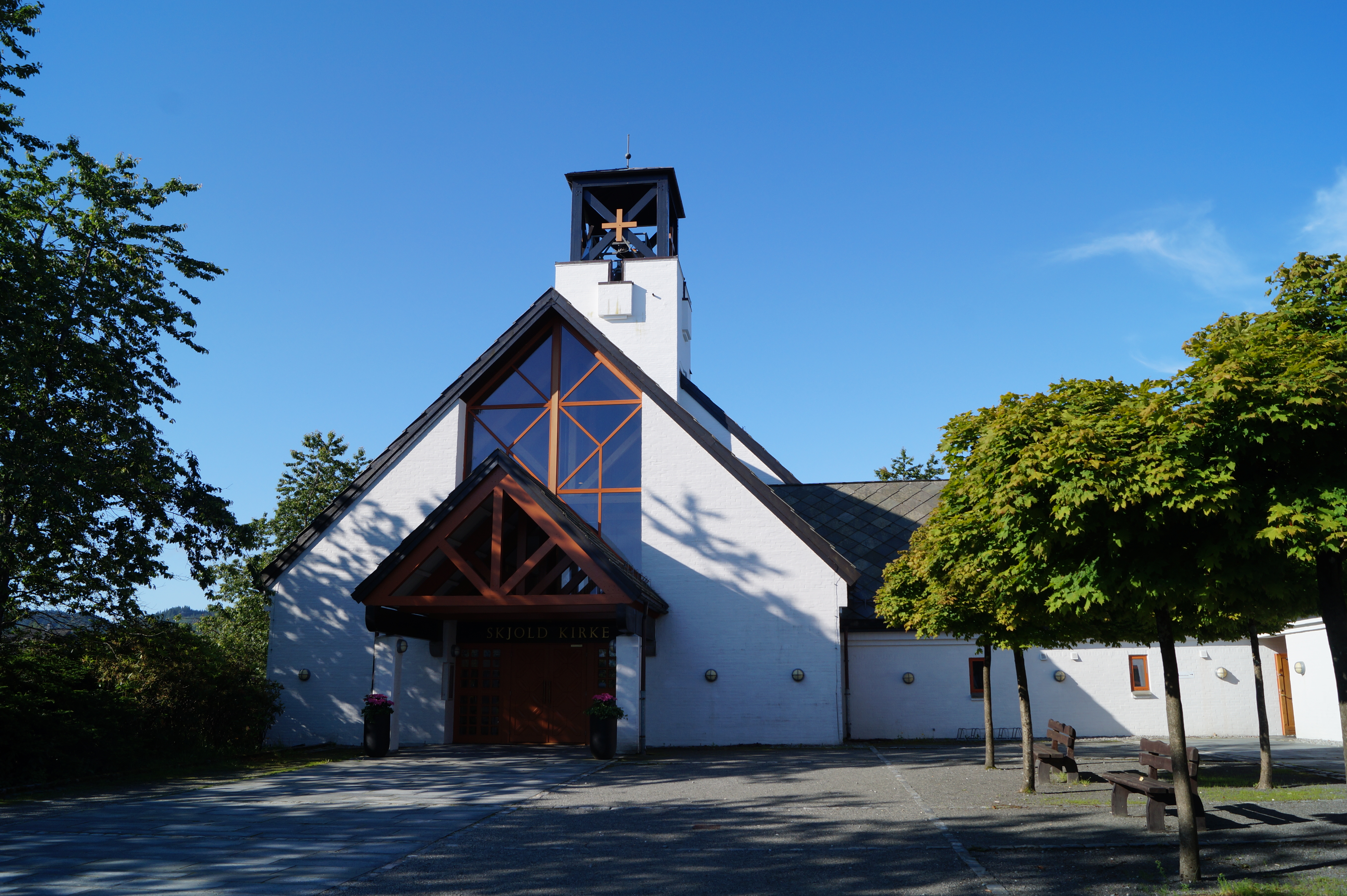 Om Skjold kirke - Skjold menighet